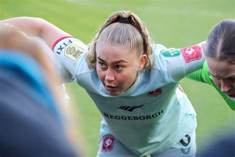 Van Ginkel Eerlijk Echt Verschrikkelijk Ik Vrouwenvoetbalnieuws