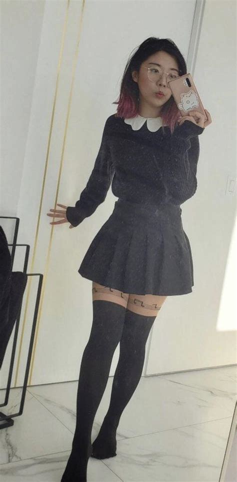 Anyone Else Ever Get Off To Lilypichu Twitch Streamer Scrolller