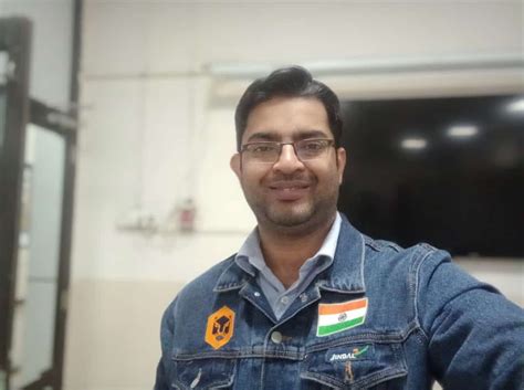 Prateek Kumar Singh On Linkedin Me Back To Sms Again 😂😂😂