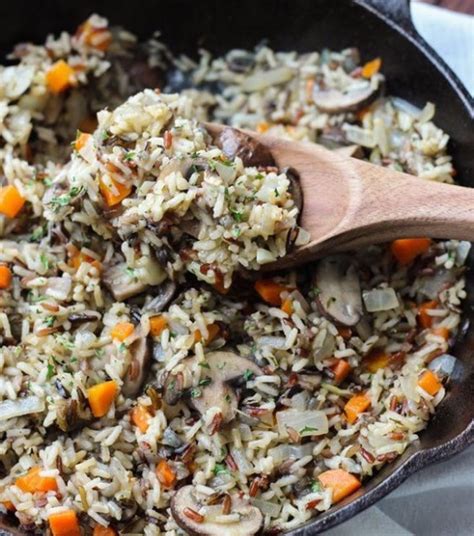 ველური ბრინჯის და სოკოს სალათი