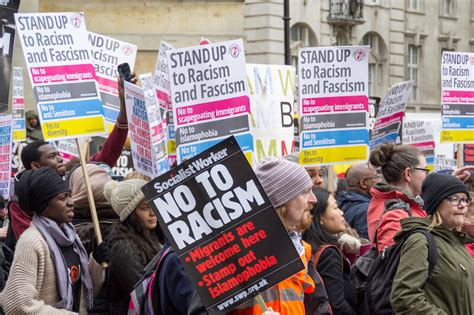 A Global Transatlantic Network Combats Far Right Propaganda And Extremism