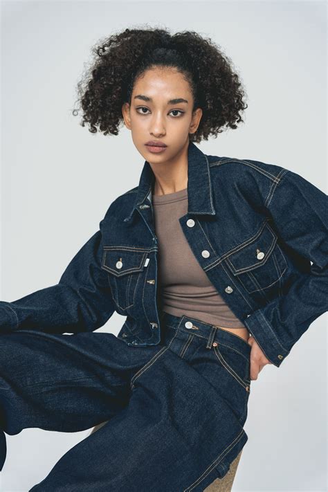 클래식과 모던의 조화 감도 깊은 취향 셀렉트샵 29cm