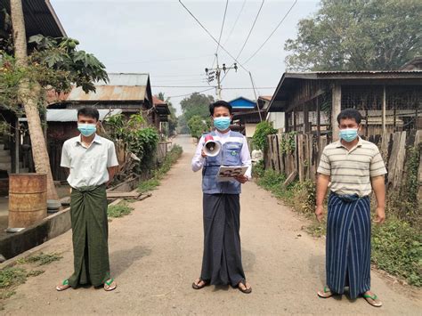 မယ်စဲ့မြို့နယ်တွင် ကိုဗစ် ၁၉ ရောဂါ ကြိုတင်ကာကွယ်ရေး အသိပေးနှိုးဆော် Information And Public