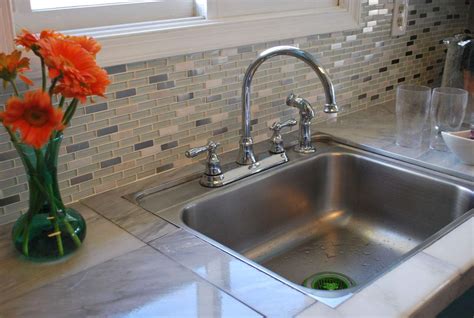 12 Tile Kitchen Countertops That Are Surprisingly Fresh