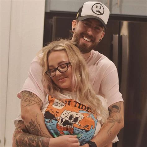 Jade Cline And Sean Austin Tv Personality Photos News And Videos