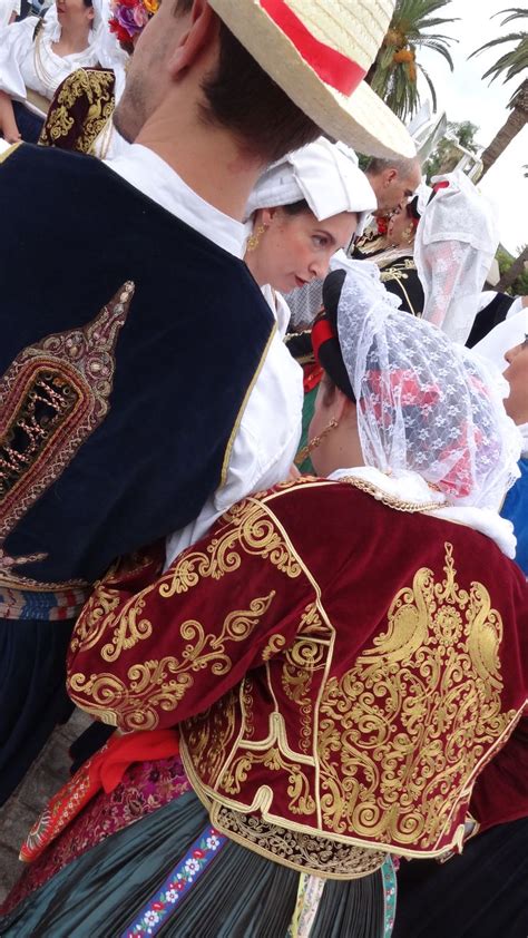 460 Best Melike Images On Pinterest Kaftan Bodice And Gold Embroidery