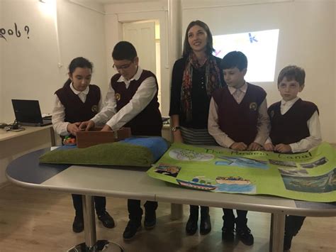 სკოლა “ჰელიოსის” მე 6 კლასის მოსწავლეებმა პრეზენტაცია პანამის არხის შესახებ ინგლისურ ენაზე