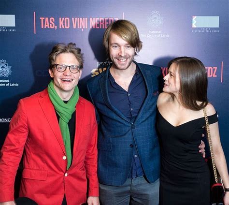 Актер евгений ткачук с женой фото