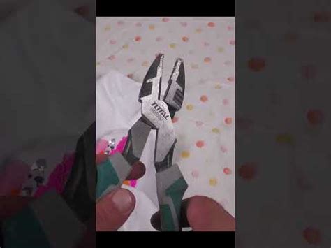 Как снять магнит с одежды в домашних условиях - YouTube