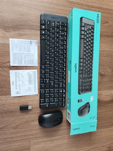 Logitech Mk220 Wireless Keyboard And Mouse Computers And Tech Parts And Accessories Computer