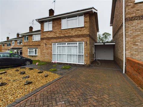 Coniston Way Bewdley Dy12 2qa 3 Bed Link Detached House For Sale £