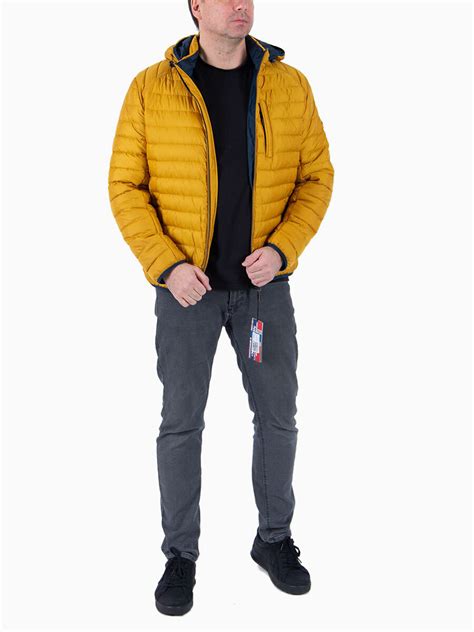 Весенняя куртка мужская с капюшоном купить в Москве