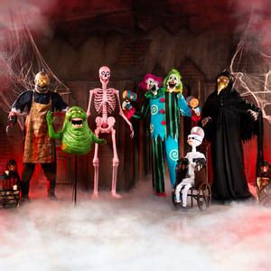 Track All New Halloween Animatronics 2026 At Spirit Halloween