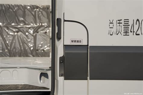 【图】南京依维柯 欧胜2021款 运瑞系列v42 33s 145马力 2 0t 高顶封闭货车 国六 实拍图片 1461799 卡车之家