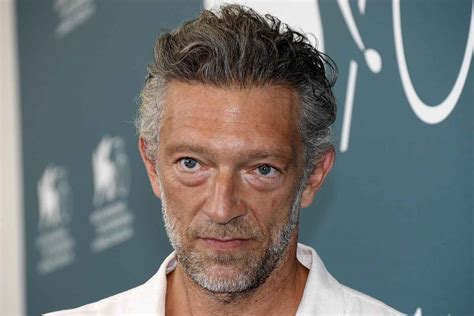 Vincent Cassel Chi è La Nuova Fiamma Narah Baptista Sosia Della Sua