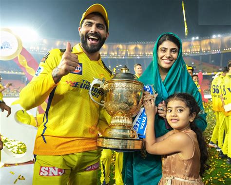 IPL 2023: WATCH- Ravindra Jadeja receives a warm hug from his wife ...