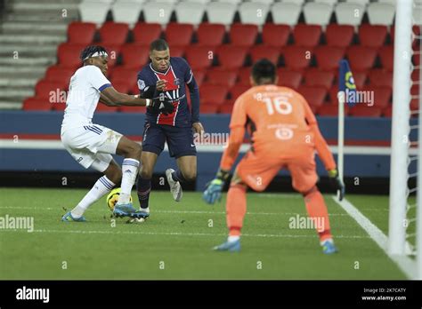 Sebastien Muylaert MAXPPP Kylian Mbappe Of Paris Saint Germain During The Ligue Match