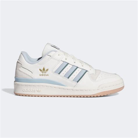 Adidas classics Modelleri ve Spor Giyim Çeşitleri HouseOfSuperStep’te!