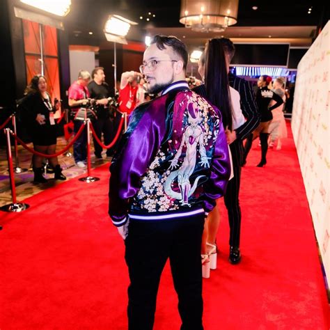 Ce Mec Touche Le Cul De Ta Meuf Dans La Rue Sur Le Forum Blabla Ans