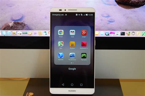 Huawei Ascend Mate 7 Hands On Photos