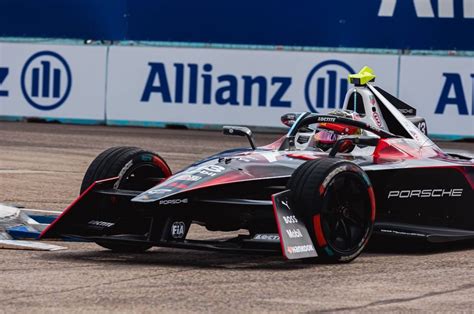 22 23 Abb世界电动方程式锦标赛官方新秀测试 搜狐大视野 搜狐新闻