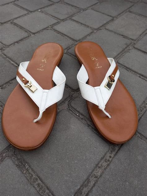 Шльопанці🤍 — ціна 161 грн у каталозі Шльопанці Купити жіночі речі за доступною ціною на Шафі