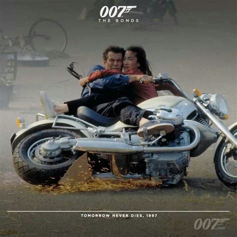 Bmw Cruiser R1200 Motorcycle From Tomorrow Never Dies James Bond