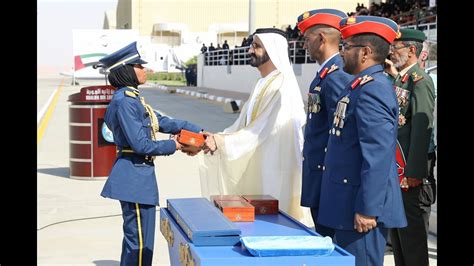 محمد بن راشد يرعى حفل تخريج الدفعة الـ 48 من كلية خليفة بن زايد الجوية