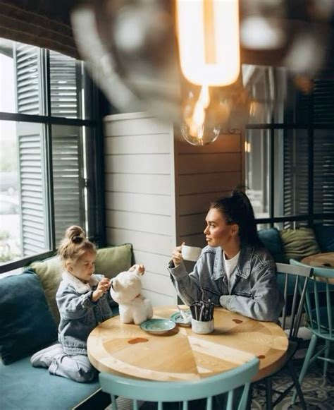 Семейная фотосессия осень семья кафе Фотосессия Семейные