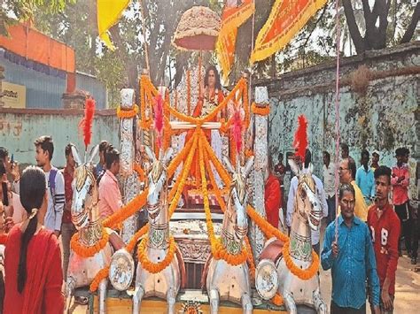 Carrying Out The 7 Day Shiva Mahapuran Story A Procession Took Place