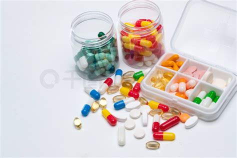 分类高清图片 静物多色药品分类 医疗健康免费下载 jpg格式 5472像素 编号66658225 千图网 分类高清图片 静物多色药品分类 医疗健康免费下载 jpg格式 5472像素 编号66658225 千图网