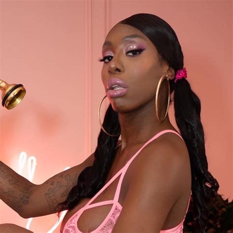MystiqueXXX S Profile Vids Pics More ManyVids ManyVids