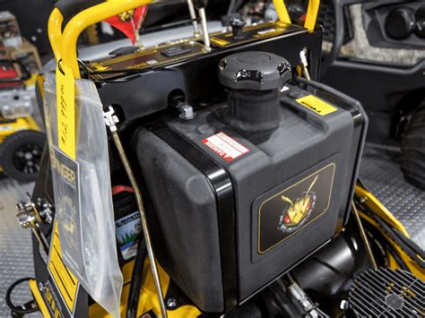 Stinger Quad Aer 3000 30 Ride On Lawn Aerator 22hp Kaw