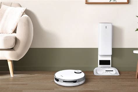 Samsung Jet Bot Robot Vacuum At Its Lowest Price For Cyber Monday