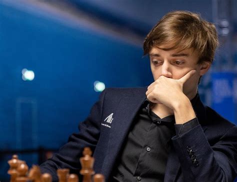 Gm Daniil Dubov Human Poses Reference Human Poses Pose Reference