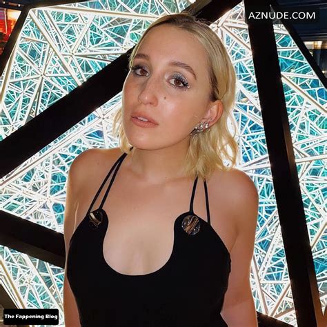 Harley Quinn Smith Sexy Photos Collection Aznude