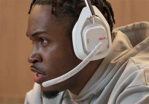 Astros Latest Headset Doubles As An Hdmi 2 1 Switcher Techspot