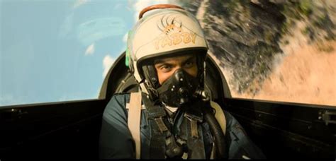 Review Sky Force Is All About Soaring Heroism And Heartfelt Sacrifices With Akshay And Veer