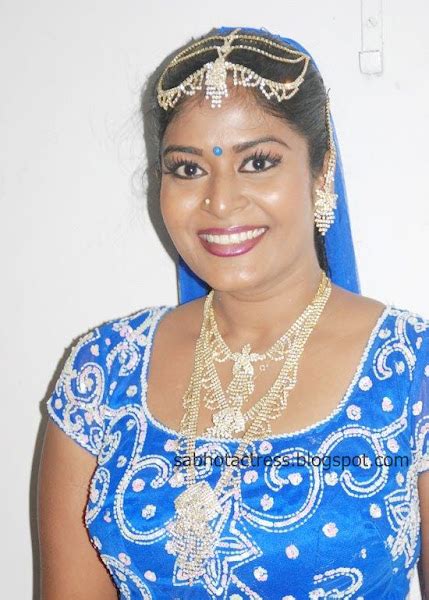Men Women Photos Tamil Serial Actress Neepa Hot Navel Show In Transparent Dance Dress