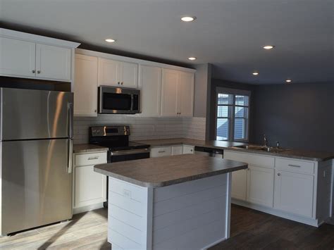 545 N Main St 545 Wayland Mi 49348 Zillow