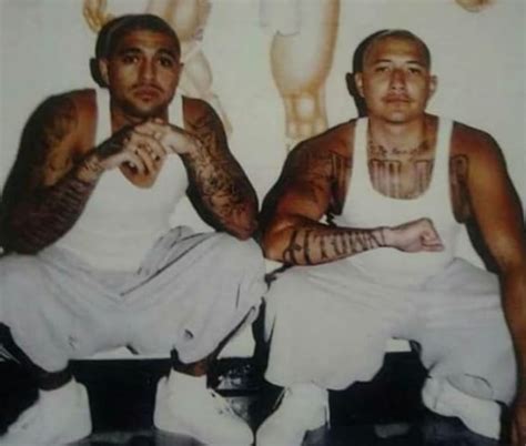 Tumblrpa9uwsckyl1vrjad6o11280png