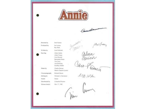 Annie Movie Script Screenplay Autographed Aileen Quinn Albert Finney Carol Burnett Bernadette