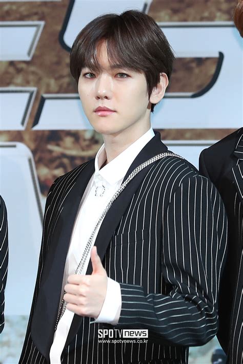 엑소 백현 Sm 분쟁 종료 후 팬들에 전한 심경 힘들게 해서 미안