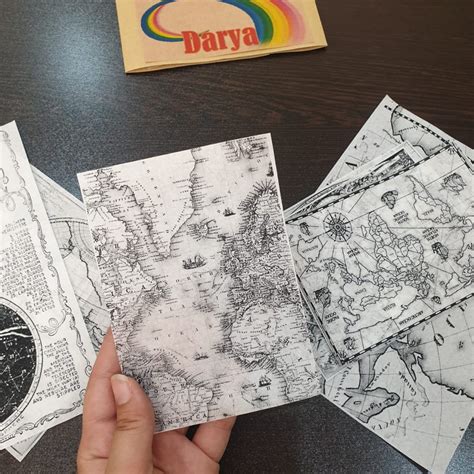 قیمت و خرید کاغذ رنگی دریا مدل اسکرپ بوک طرح نقشه کد 02 بسته 8 عددی