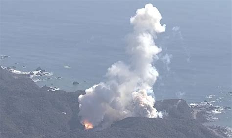 일본 기업 스페이스 원 첫 로켓 발사 5초만에 폭발