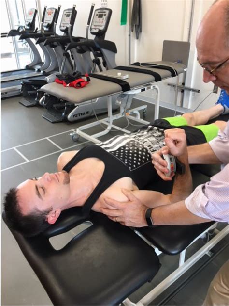 Manual Muscle Tester Digital Handheld Dynamometer Microfet2