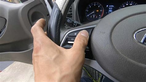 현대자동차 트럭 포터2 차량에 하이패스룸미러 후진시 자동비상등 후깜 크루즈 정속주행장치 오디오 컨트롤 스위치 파이드라이브 블랙박스 등의 설치작업후기와 설치비용 정보