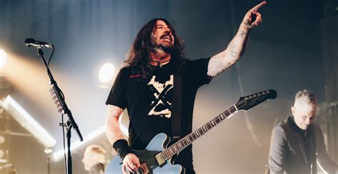 Así Fue El Emotivo Regreso A Los Escenarios De Foo Fighters Con Su
