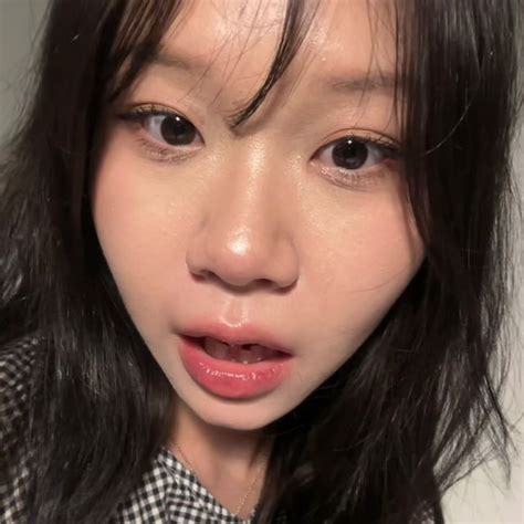 Zoey Pham Zoey On Threads