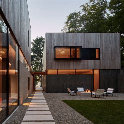 Mackay Lyons Sweetapple Creates Elliptical House In American West